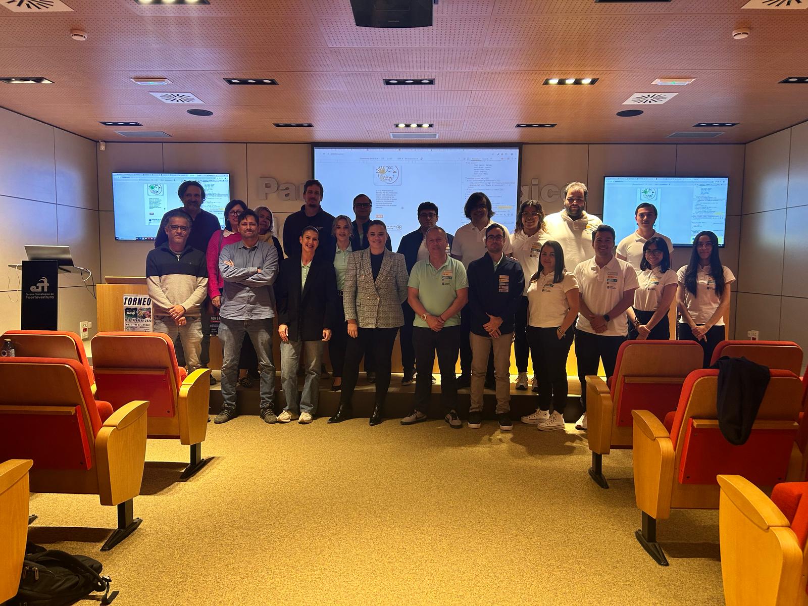 Los participantes del PFAE ‘Fuerteventura Play’ se capacitan en ...