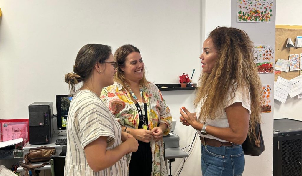 El Cabildo pone en marcha el proyecto ‘Actividades Creativas con TIC’ en las Aulas Enclave de ...