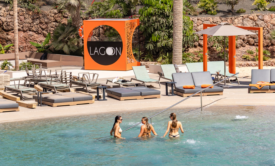 Lagoon Fuerteventura, el primer Beach Club de la isla, abierto a todo ...