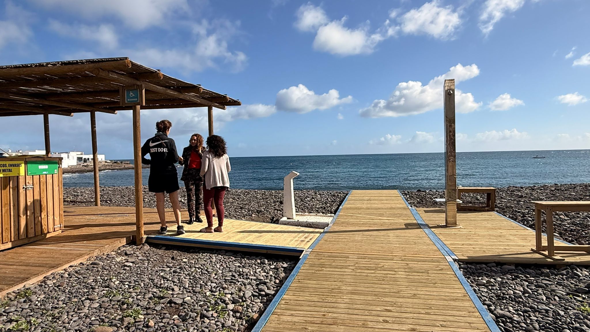 Puerto del Rosario realiza mejoras de accesibilidad en la playa de ...